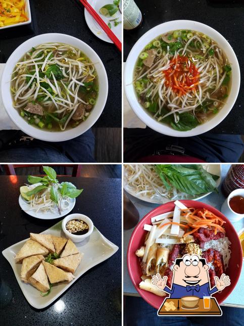 Pho Hong, Burlington - Restaurant menu, prices and reviews