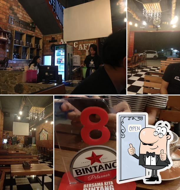 cafe io, Sekadau - Restaurant reviews