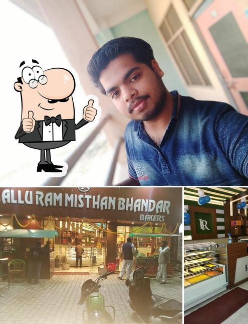 Lallu Ram Misthan, Mirzapur-cum-Vindhyachal - Restaurant reviews