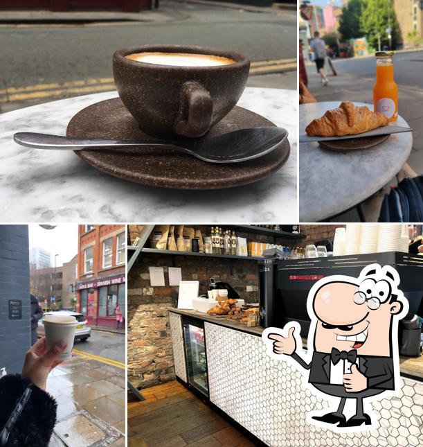 Just Between Friends Coffee, 56 Tib St in Manchester - Restaurant reviews