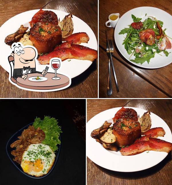 wwa bangkok/wwa cafe, Bangkok - Restaurant reviews
