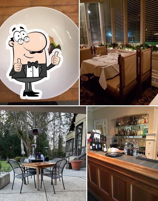 Hart House Restaurant in Burnaby - Restaurant menu and reviews