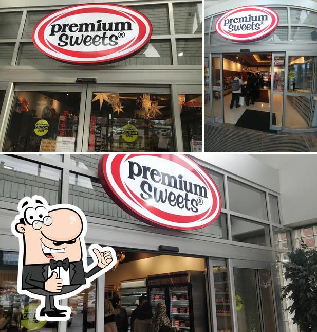 Premium Sweets, 4099 Erin Mills Pkwy in Mississauga - Restaurant reviews