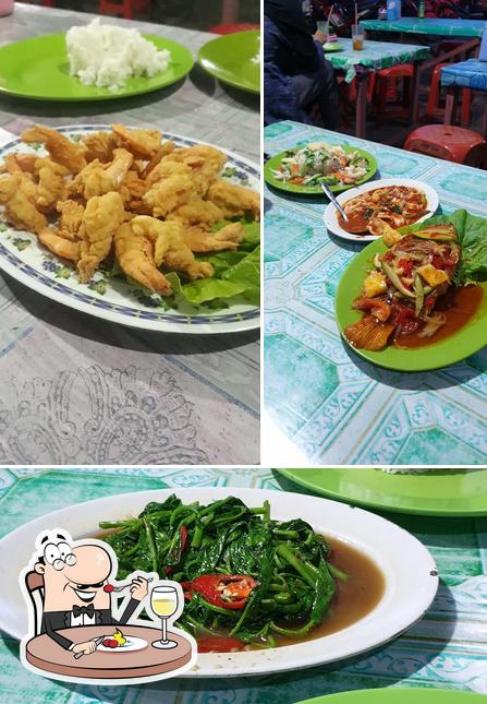 Seafood Tambak, Pontianak - Restaurant menu, prices and reviews