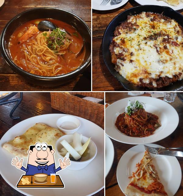 303화덕 송정점, Busan, Jangsan - Restaurant menu, prices and reviews