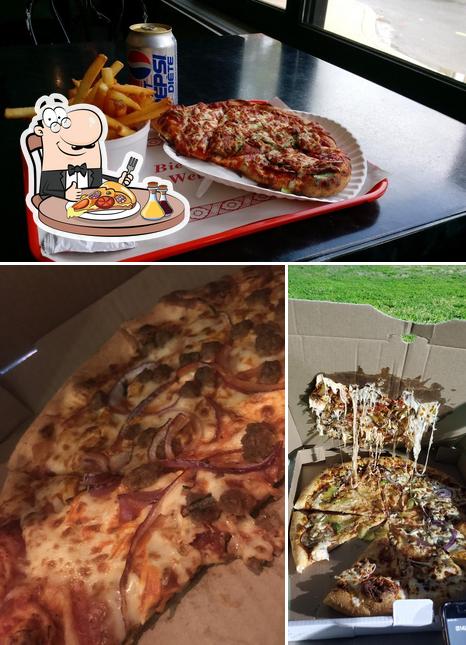 Pizza 2 Pour 1, 3699 Ontario St E in Montréal - Restaurant reviews