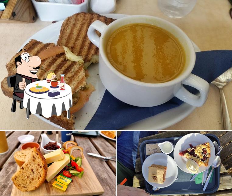 Hatton Locks Cafe, Budbrooke - Restaurant menu, prices and reviews