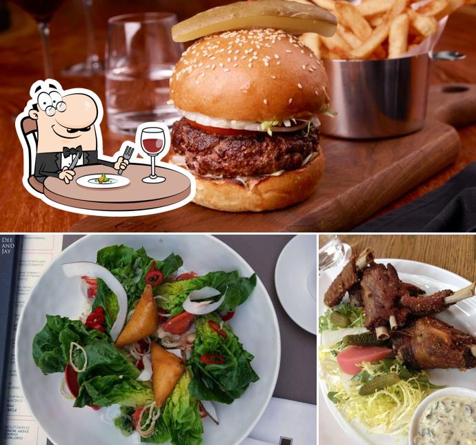 D Bar - Four Seasons Hotel Toronto in Toronto - Restaurant menu and reviews