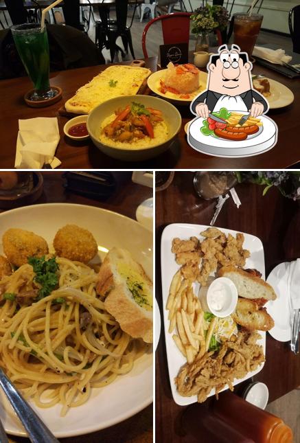 Upper Room Cafe & Resto, Surabaya - Restaurant reviews
