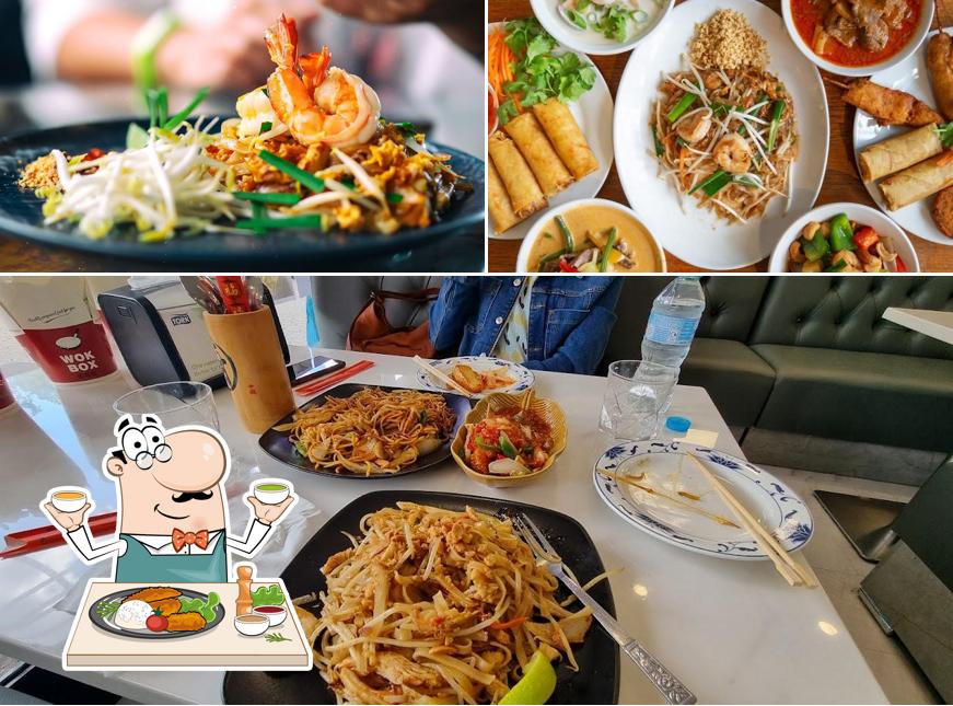 ASIA WOK Halal Chinese, Oriental, Thai, Asian Restaurant, Milton Keynes ...