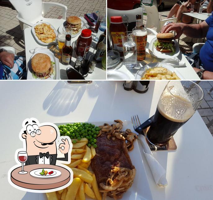 The Claddagh Irish bar, Torremolinos - Restaurant menu, prices and reviews