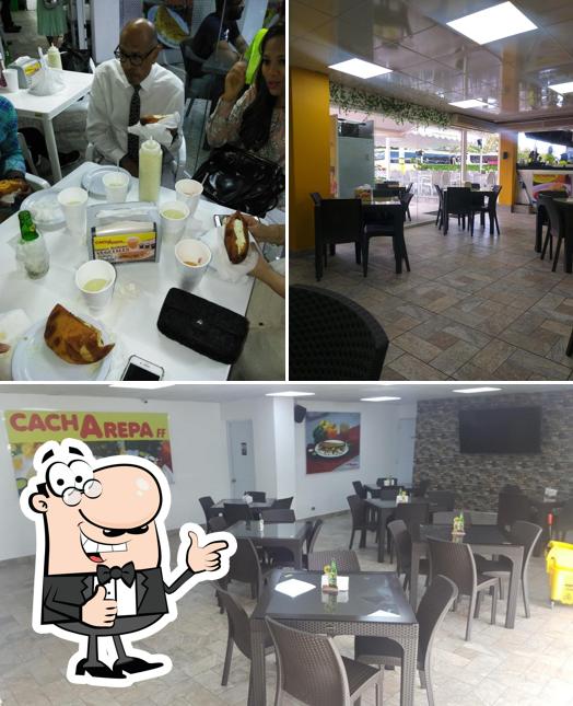 Restaurante CachArepa, Santo Domingo, Av. Núñez de Cáceres - Opiniones ...