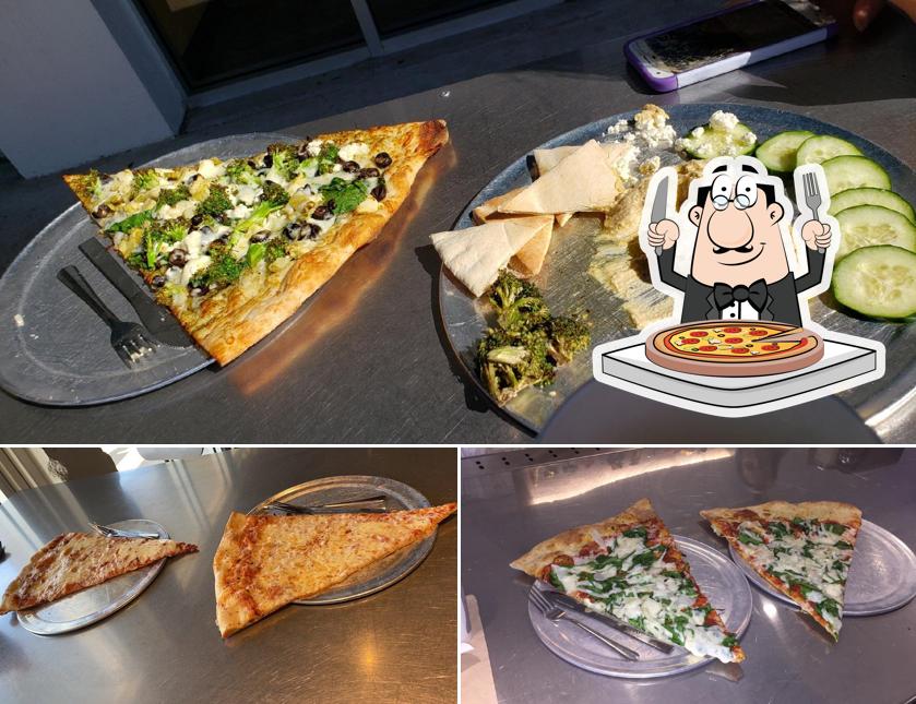 Lazy Moon Pizza, Orlando - Restaurant menu, prices and reviews