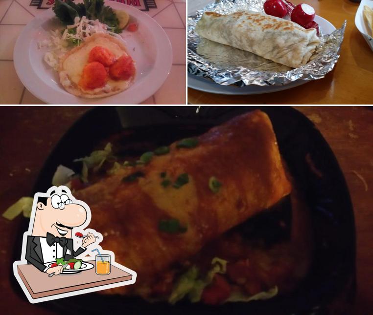 Poquito Mas, Los Angeles - Restaurant menu, prices and reviews