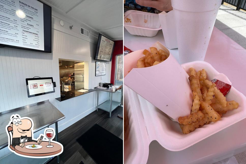 Burger Crush in Smyrna - Restaurant menu and reviews