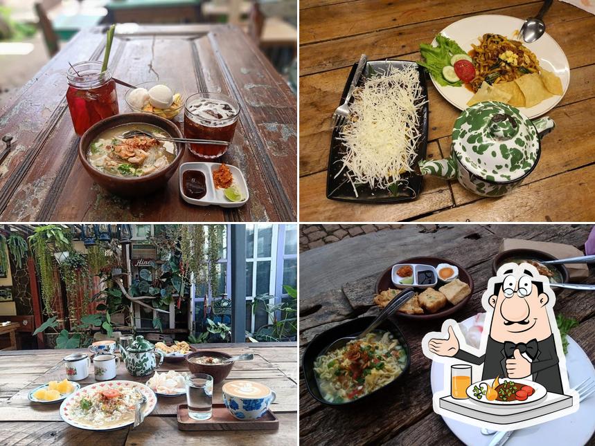 Retrorika - coffee bar & resto, Batu - Restaurant menu and reviews