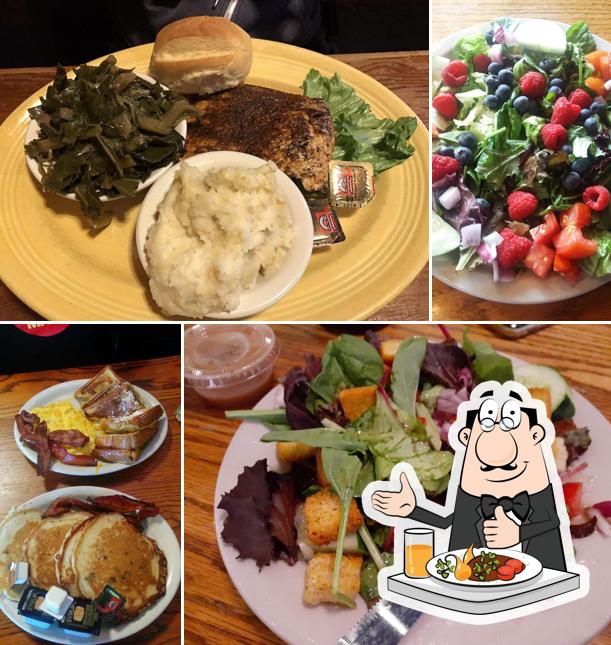 Manuel's Tavern in Atlanta - Restaurant menu and reviews