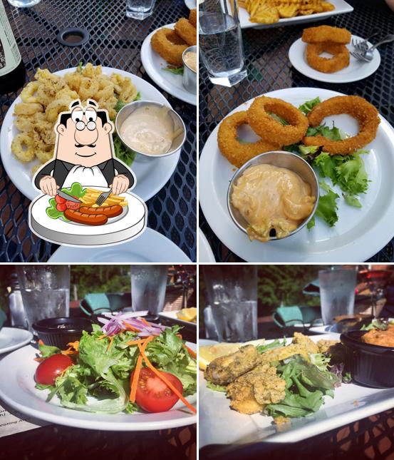 Stone Cliff Inn, Portland - Restaurant menu, prices and reviews
