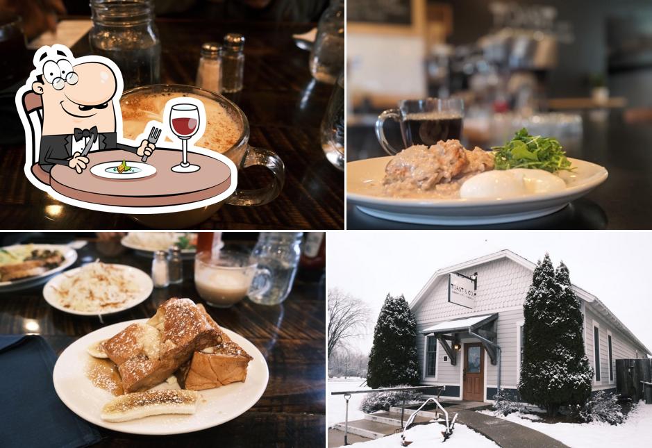 Toast & Co. in De Pere - Restaurant menu and reviews