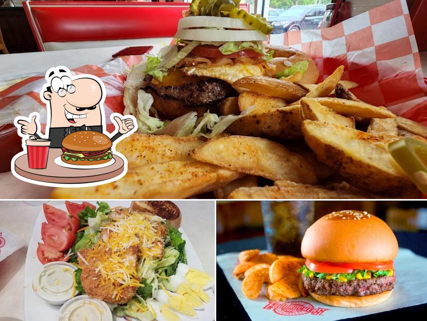 Fuddruckers, Doral - Restaurant menu, prices and reviews