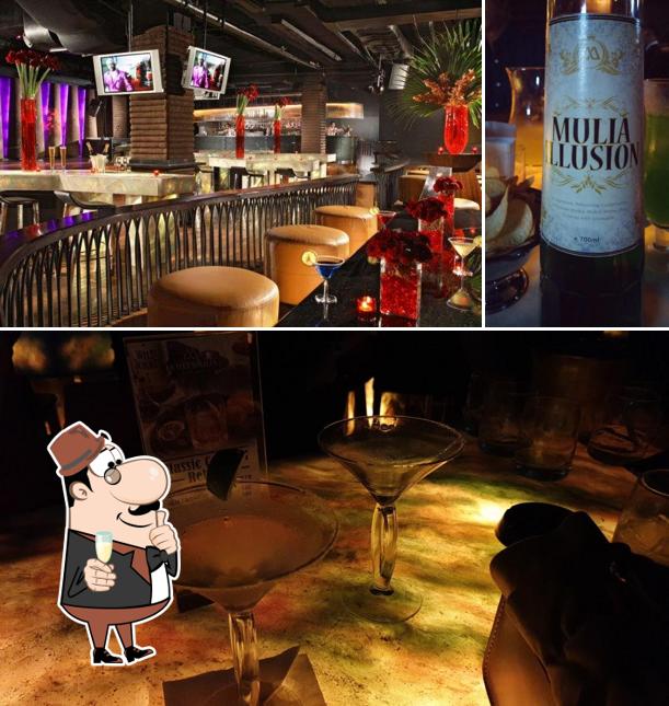 CJ’s Bar, Jakarta, Hotel Mulia - Restaurant reviews