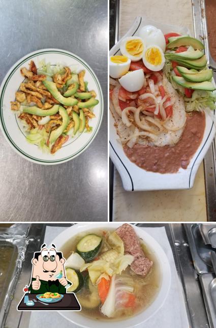 Maria's Cafe Family Restaurant in Los Angeles - Restaurant reviews
