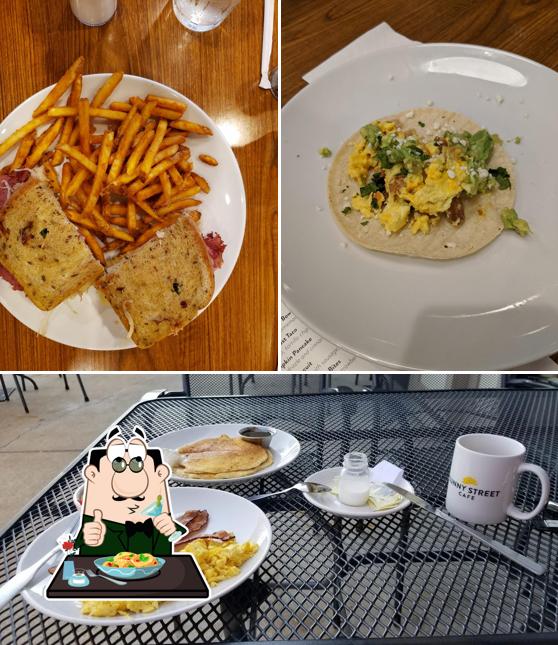 Sunny Street Cafe in Des Peres - Restaurant menu and reviews