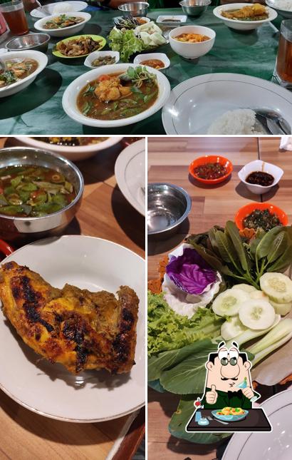 Pondok Pindang Umak, Palembang, Haji Burlian KM 10 - Restaurant reviews