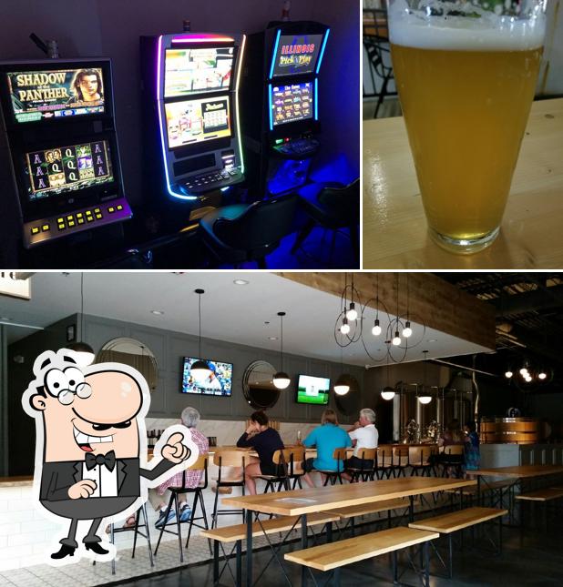 Roaring Table Brewing, Lake Zurich - Restaurant menu, prices and reviews