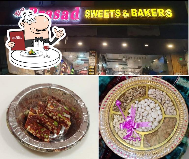 Shree Prasad Sweet's & Baker's, Mau - Restaurant reviews