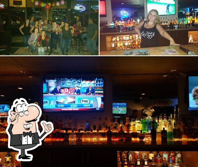 007 PUB, Glendale - Restaurant menu, prices and reviews