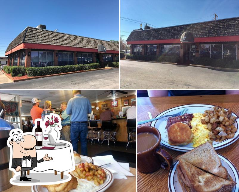 Just Us Cafe, Cayce - Restaurant menu, prices and reviews