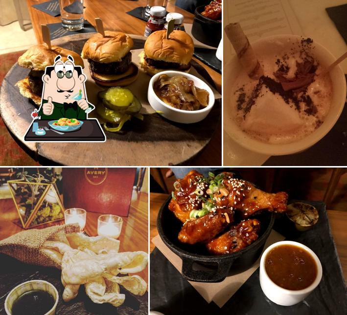 Avery Bar, Boston, Chinatown - Restaurant menu, prices and reviews