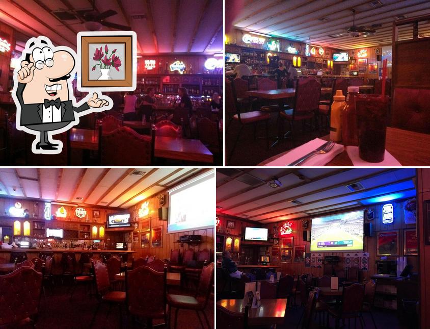 Red Garter Saloon Bar & Grill in Tucson - Restaurant reviews