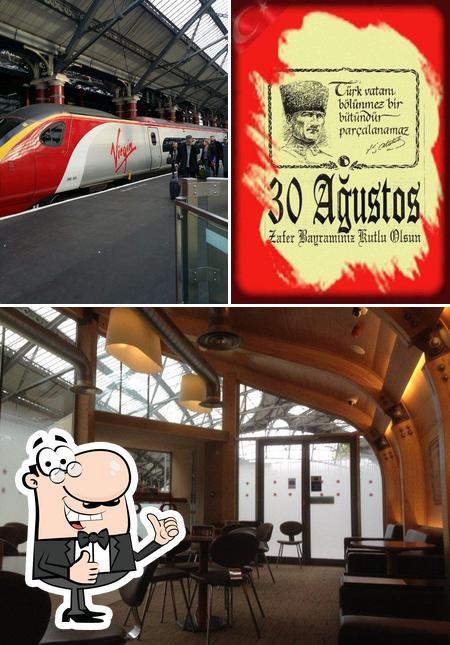 Avanti First Class Lounge in Liverpool - Restaurant reviews
