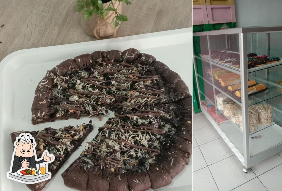 Tk.Quena Cake And Bakery, Kuningan - Menú del restaurante, precios y ...