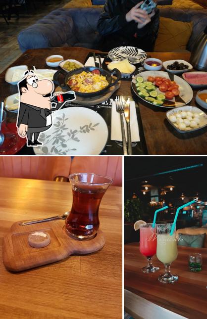 BLACK HOUSE, Istanbul, Fatih Cd. No:12 - Restaurant reviews