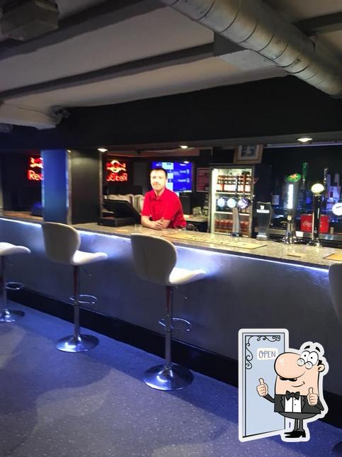 The Strand Bar in Torquay - Restaurant reviews