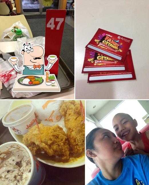 Jollibee Petron C5 Diego Silang, Taguig - Restaurant menu, prices and ...