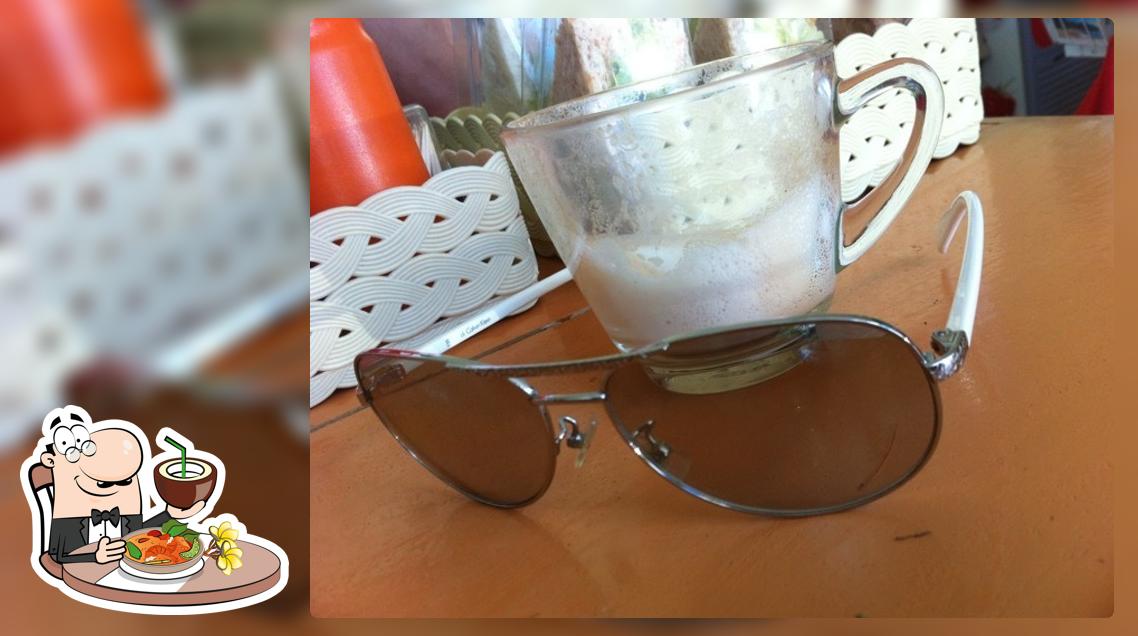 YOLO cafe and bar (Khaolak), Thung Maphrao - Opiniones del restaurante