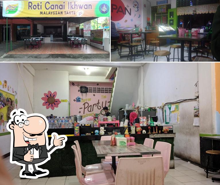 Kedai Mie Ramen & Sushi restaurant, Padang, Jl. Batang Kampar No.3C ...