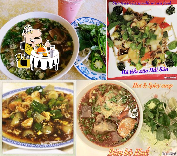 Que Huong Restaurant, Phoenix - Restaurant menu, prices and reviews