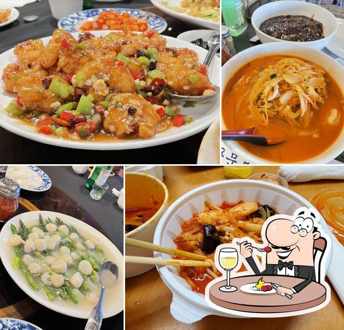 Yong Moon Lu, Rowland Heights - Restaurant menu, prices and reviews