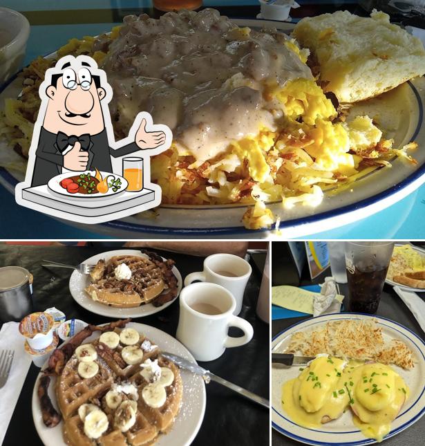 The Break Restaurant ... Breakfast, Lunch and Dinner, Oak Island ...
