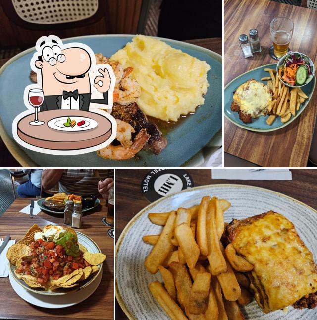 Lake Macquarie Hotel-Motel in Morisset - Restaurant menu and reviews