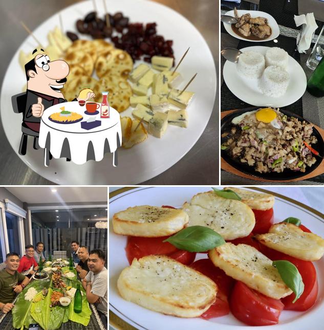 Bluemoon Restaurant by Penta Beach Resort, San Narciso - Restaurant reviews