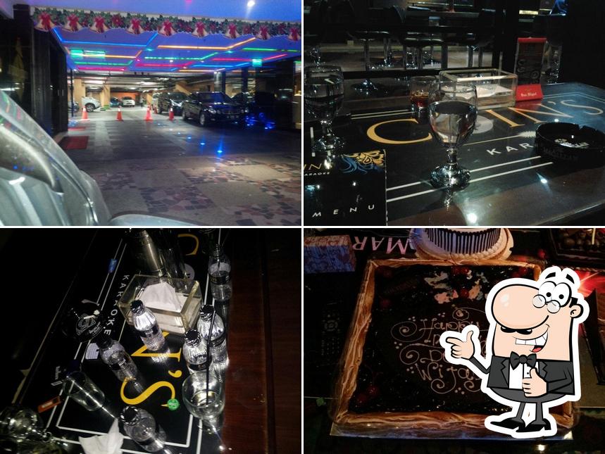 Pub y bar Coin's Hotel & Karaoke, North Jakarta - Opiniones del restaurante