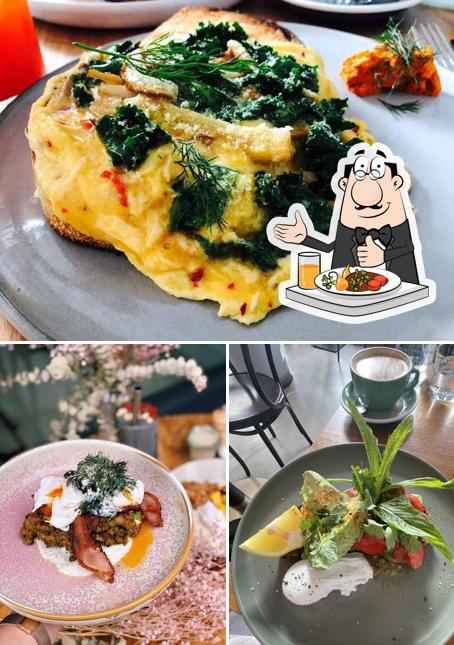Holly Cafe, Bondi Junction - Restaurant menu, prices and reviews