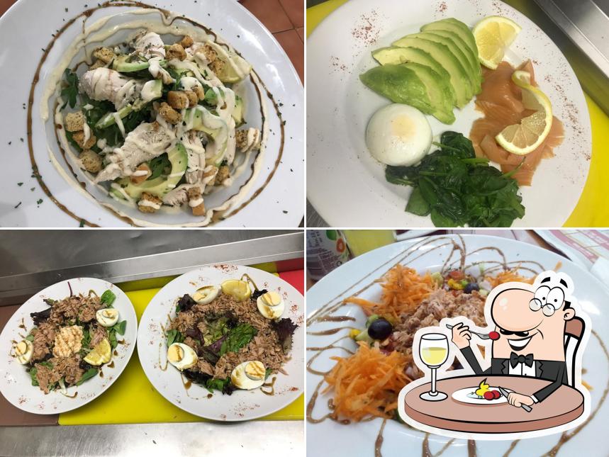 Twins Cafe Bromley, Bromley - Restaurant menu, prices and reviews
