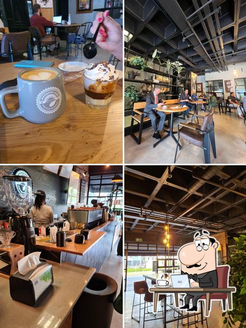 Motherland Coffee Sturdee Avenue cafe, Johannesburg - Restaurant reviews